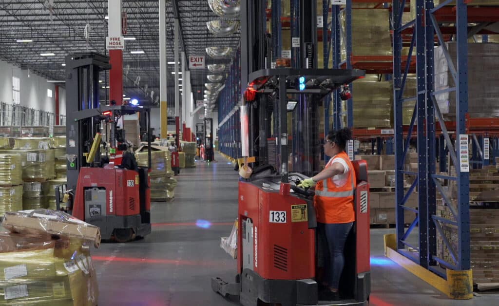 Reduce In-warehouse travel: Intelligent batch picking